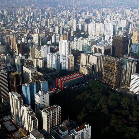 Onde fica a Rua Augusta e o que fazer nessa rua de SP?